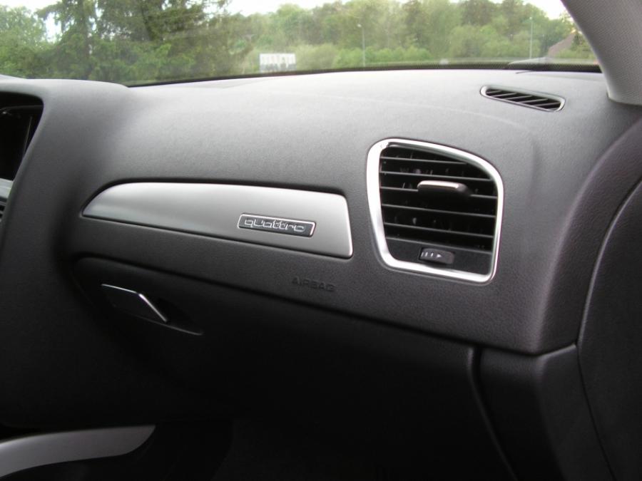 Brūns Audi Allroad 2010 Rīga, ar dzinēja tilpumu 3.00 L un nobraukumu 262 tūkst. km par 8950 €, foto 26 vietnē AUTOMOTO.COM.LV