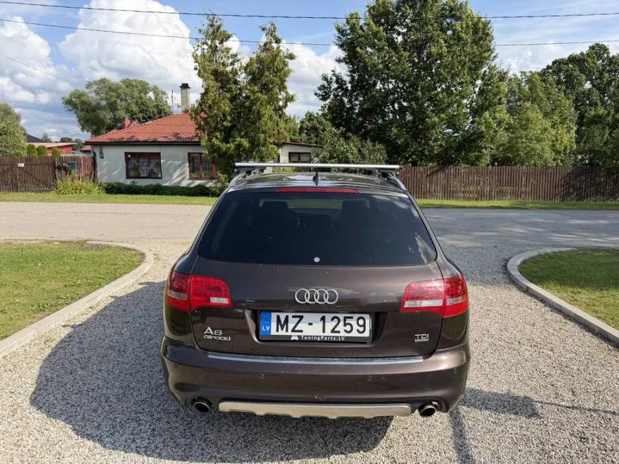 Brūns Audi Allroad 2010 Ventspils, ar dzinēja tilpumu 3.00 L un nobraukumu 349 tūkst. km par 6990 €, foto 6 vietnē AUTOMOTO.COM.LV