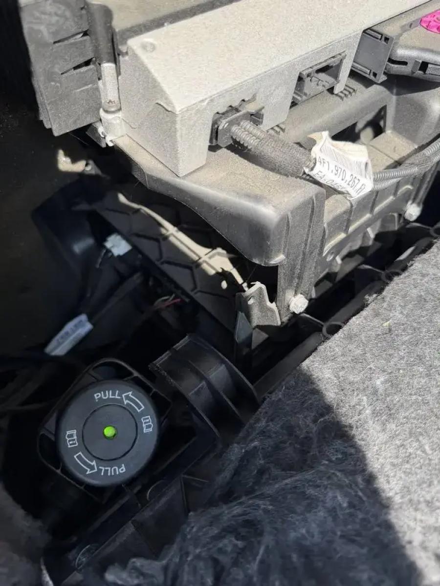 Brūns Audi Allroad 2010 Ventspils, ar dzinēja tilpumu 3.00 L un nobraukumu 349 tūkst. km par 6990 €, foto 21 vietnē AUTOMOTO.COM.LV