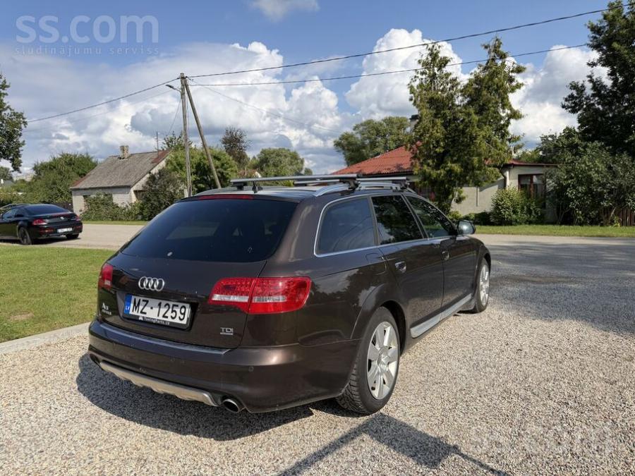 Brown Audi Allroad 2010 in Ventspils, with an engine capacity of 3.00 L and mileage of 349 thousand km for 6990 €, photo 7 on AUTOMOTO.COM.LV