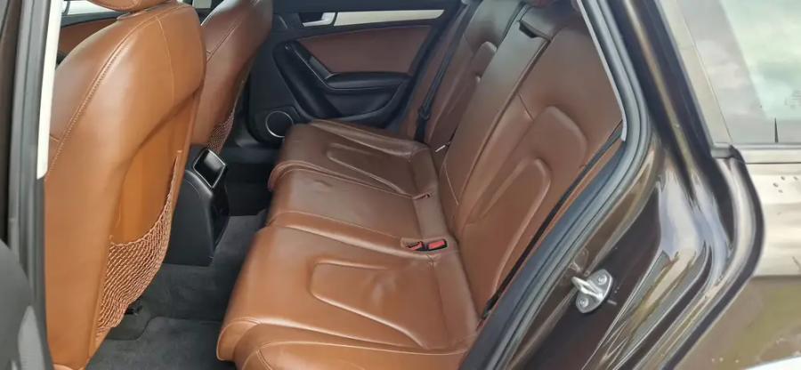 Brown Audi Allroad 2011 in Daugavpils, with an engine capacity of 2.00 L and mileage of 291 thousand km for 7950 €, photo 20 on AUTOMOTO.COM.LV