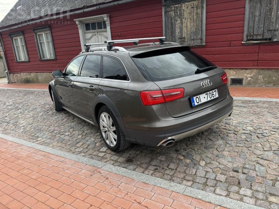 Brown Audi Allroad 2013 in Cesis, with an engine capacity of 3.00 L and mileage of 350 thousand km for 9990 €, photo 7 on AUTOMOTO.COM.LV