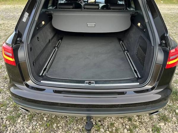 Brūns Audi Allroad 2013 Rīga, ar dzinēja tilpumu 3.00 L un nobraukumu 238 tūkst. km par 15995 €, foto 5 vietnē AUTOMOTO.COM.LV