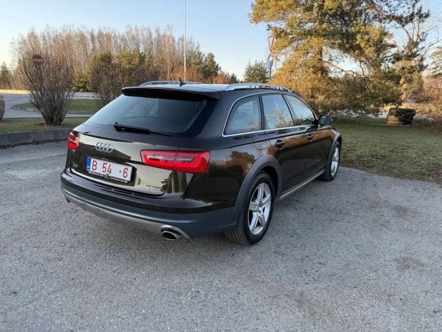 Brūns Audi Allroad 2014 Rīga, ar dzinēja tilpumu 3.00 L un nobraukumu 237 tūkst. km par 6800 €, foto 7 vietnē AUTOMOTO.COM.LV