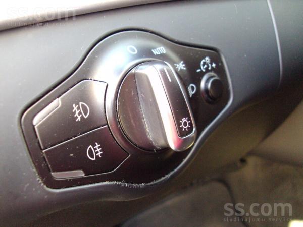 Brown Audi Allroad 2015 in Riga, with an engine capacity of 2.00 L and mileage of 171 thousand km for 12800 €, photo 10 on AUTOMOTO.COM.LV