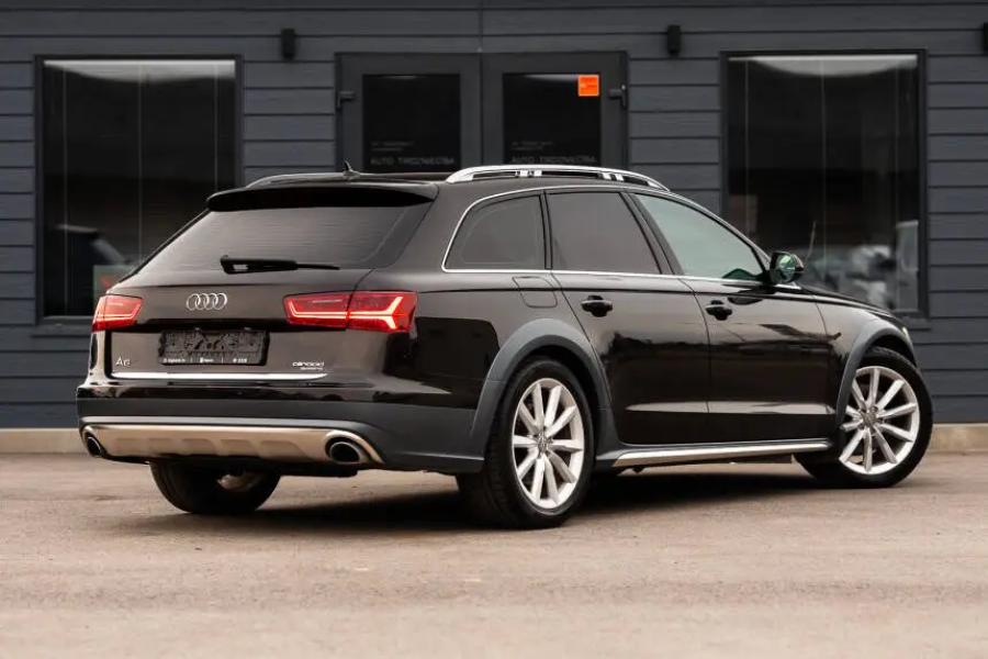 Brūns Audi Allroad 2015 Jelgava, ar dzinēja tilpumu 3.00 L un nobraukumu 210 tūkst. km par 16950 €, foto 6 vietnē AUTOMOTO.COM.LV