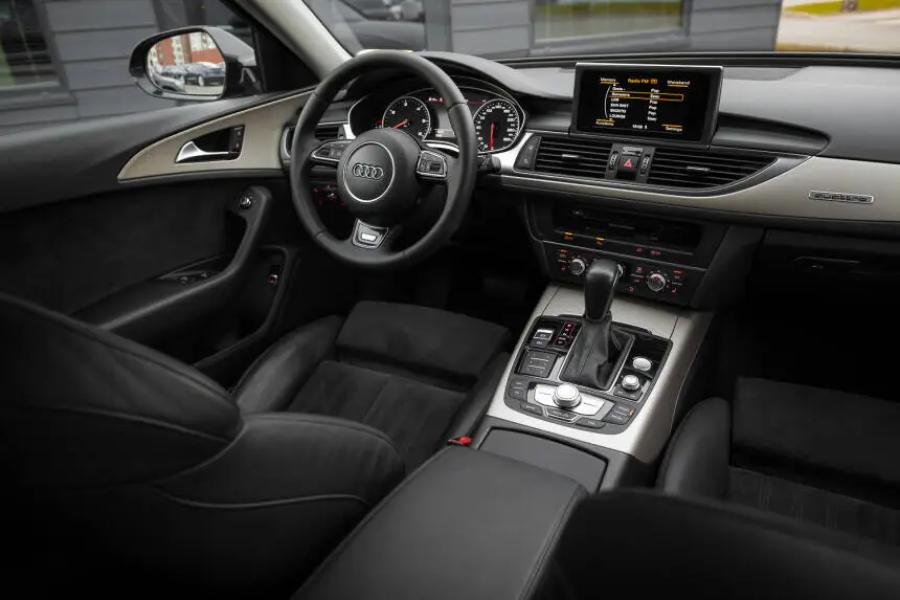 Brūns Audi Allroad 2015 Jelgava, ar dzinēja tilpumu 3.00 L un nobraukumu 210 tūkst. km par 16950 €, foto 13 vietnē AUTOMOTO.COM.LV