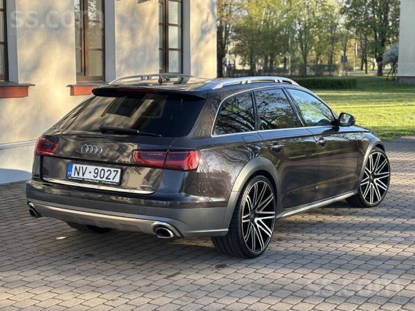 Brown Audi Allroad 2016 in Jelgava, with an engine capacity of 3.00 L and mileage of 274 thousand km for 13990 €, photo 4 on AUTOMOTO.COM.LV