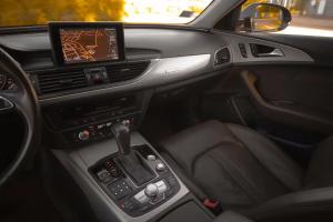 Brown Audi Allroad 2016 in Jelgava, with an engine capacity of 3.00 L and mileage of 255 thousand km for 22900 €, photo 14 on AUTOMOTO.COM.LV