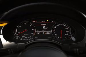 Brown Audi Allroad 2016 in Jelgava, with an engine capacity of 3.00 L and mileage of 255 thousand km for 22900 €, photo 15 on AUTOMOTO.COM.LV