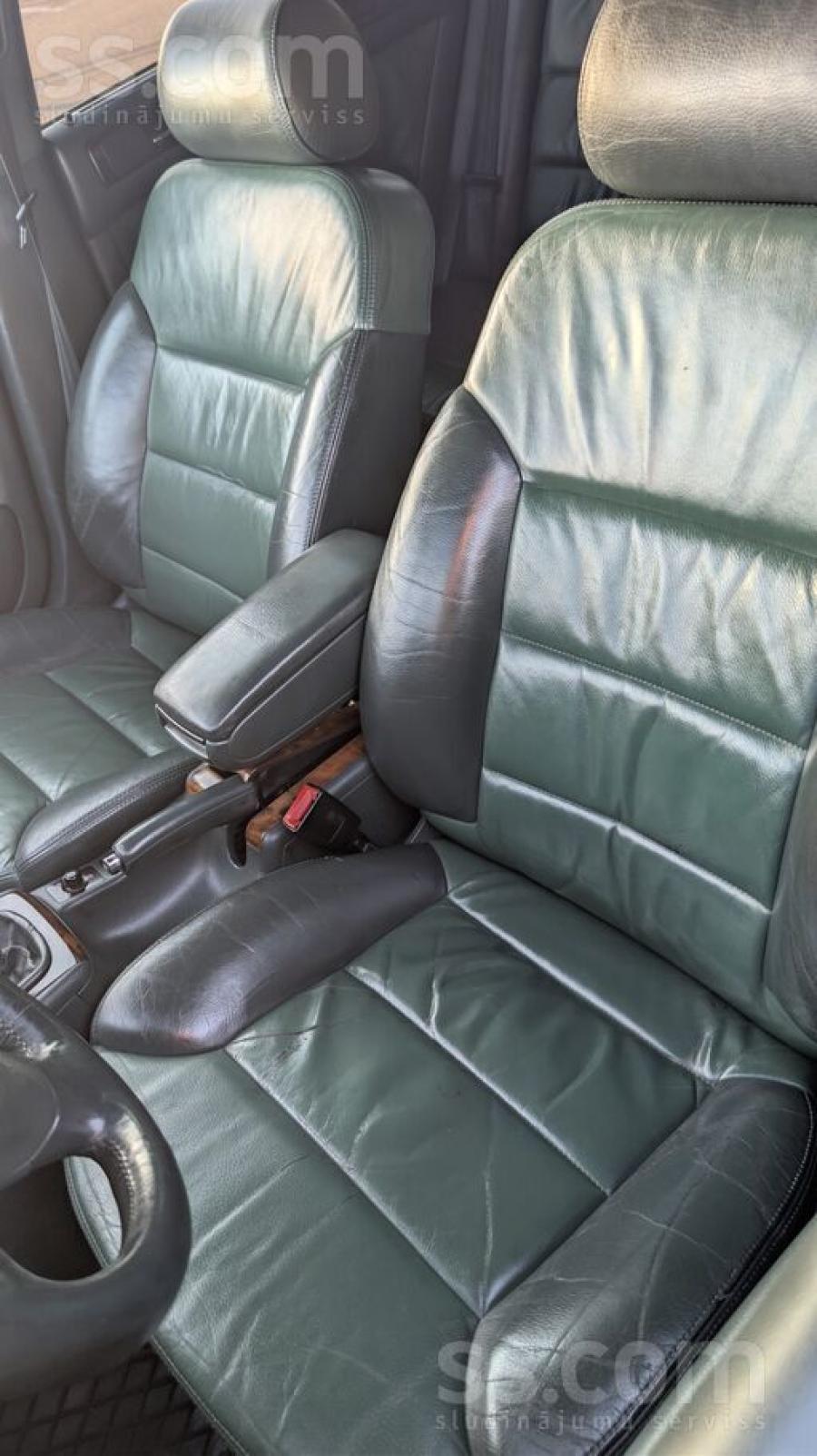 Green Audi Allroad 2001 in Riga, with an engine capacity of 2.50 L and mileage of 377 thousand km for 4500 €, photo 12 on AUTOMOTO.COM.LV