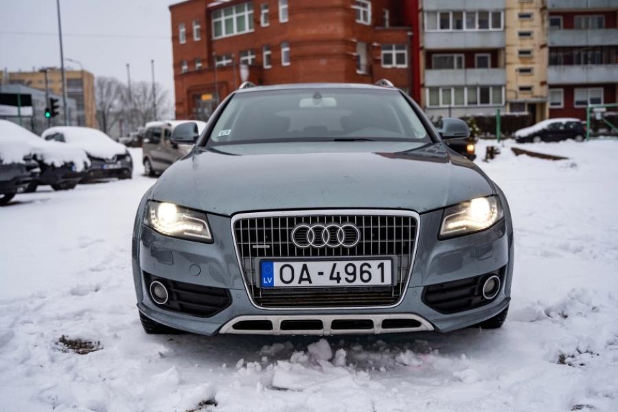 Green Audi Allroad 2009 in Riga, with an engine capacity of 3.00 L and mileage of 329 thousand km for 6900 €, photo 14 on AUTOMOTO.COM.LV