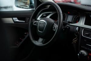 Green Audi Allroad 2009 in Riga, with an engine capacity of 3.00 L and mileage of 329 thousand km for 6900 €, photo 27 on AUTOMOTO.COM.LV