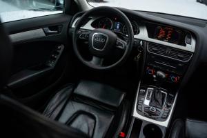 Green Audi Allroad 2009 in Riga, with an engine capacity of 3.00 L and mileage of 329 thousand km for 6900 €, photo 29 on AUTOMOTO.COM.LV