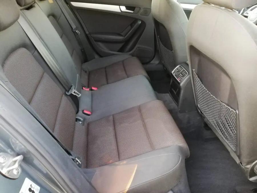 Green Audi Allroad 2011 in Saldus, with an engine capacity of 2.00 L and mileage of 288 thousand km for 7200 €, photo 9 on AUTOMOTO.COM.LV
