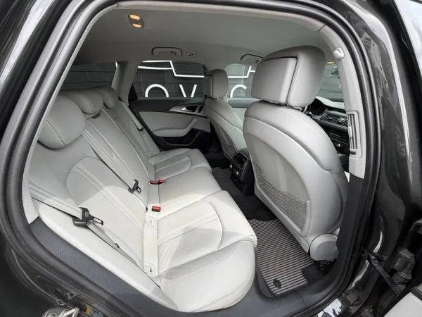Zaļš Audi Allroad 2012 Rīga, ar dzinēja tilpumu 3.00 L un nobraukumu 0 tūkst. km par 10995 €, foto 8 vietnē AUTOMOTO.COM.LV