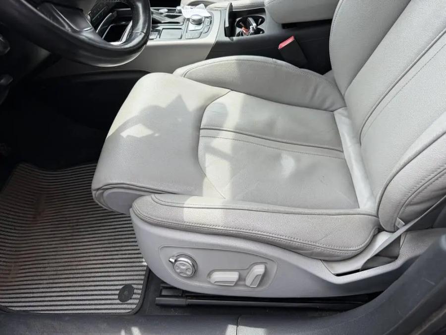 Green Audi Allroad 2012 in Riga, with an engine capacity of 3.00 L and mileage of 0 thousand km for 10995 €, photo 11 on AUTOMOTO.COM.LV