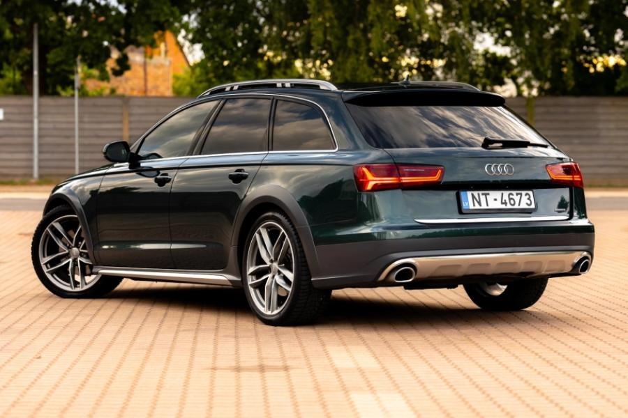 Zaļš Audi Allroad 2017 Rīga, ar dzinēja tilpumu 3.00 L un nobraukumu 249 tūkst. km par 19200 €, foto 5 vietnē AUTOMOTO.COM.LV