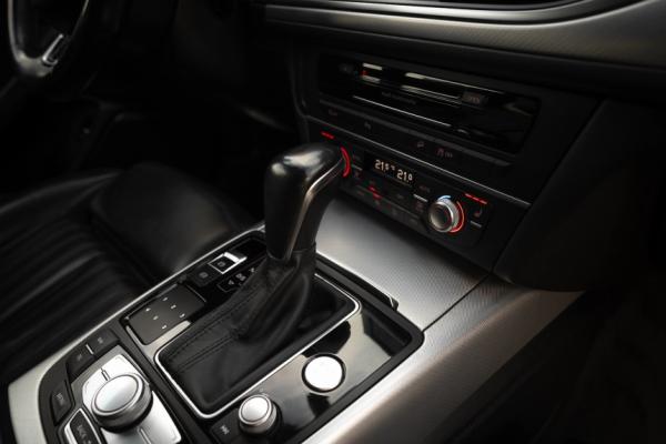 Zaļš Audi Allroad 2017 Rīga, ar dzinēja tilpumu 3.00 L un nobraukumu 249 tūkst. km par 19200 €, foto 10 vietnē AUTOMOTO.COM.LV