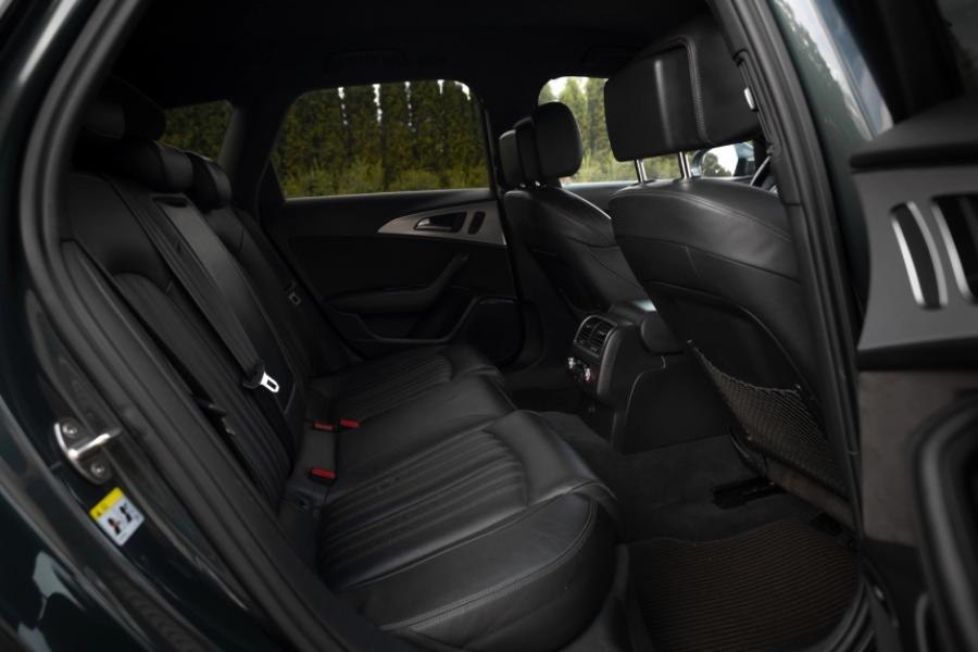 Zaļš Audi Allroad 2017 Rīga, ar dzinēja tilpumu 3.00 L un nobraukumu 249 tūkst. km par 19200 €, foto 24 vietnē AUTOMOTO.COM.LV