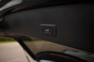 Zaļš Audi Allroad 2017 Rīga, ar dzinēja tilpumu 3.00 L un nobraukumu 249 tūkst. km par 19200 €, foto 25 vietnē AUTOMOTO.COM.LV