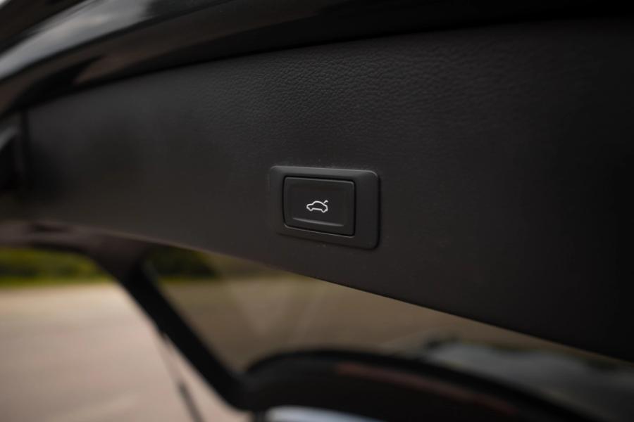 Zaļš Audi Allroad 2017 Rīga, ar dzinēja tilpumu 3.00 L un nobraukumu 249 tūkst. km par 19200 €, foto 25 vietnē AUTOMOTO.COM.LV