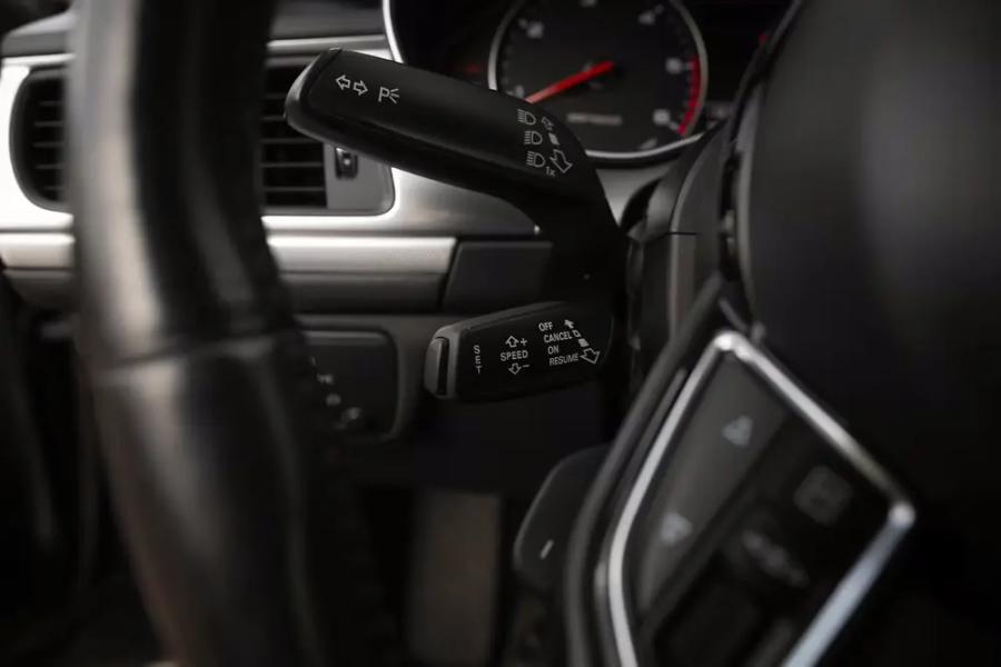 Zaļš Audi Allroad 2017 Jelgava, ar dzinēja tilpumu 3.00 L un nobraukumu 249 tūkst. km par 17700 €, foto 15 vietnē AUTOMOTO.COM.LV