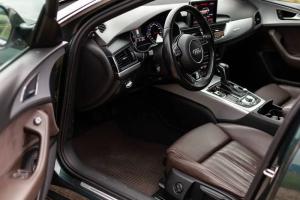 Green Audi Allroad 2017 in Riga, with an engine capacity of 3.00 L and mileage of 239 thousand km for 17995 €, photo 18 on AUTOMOTO.COM.LV