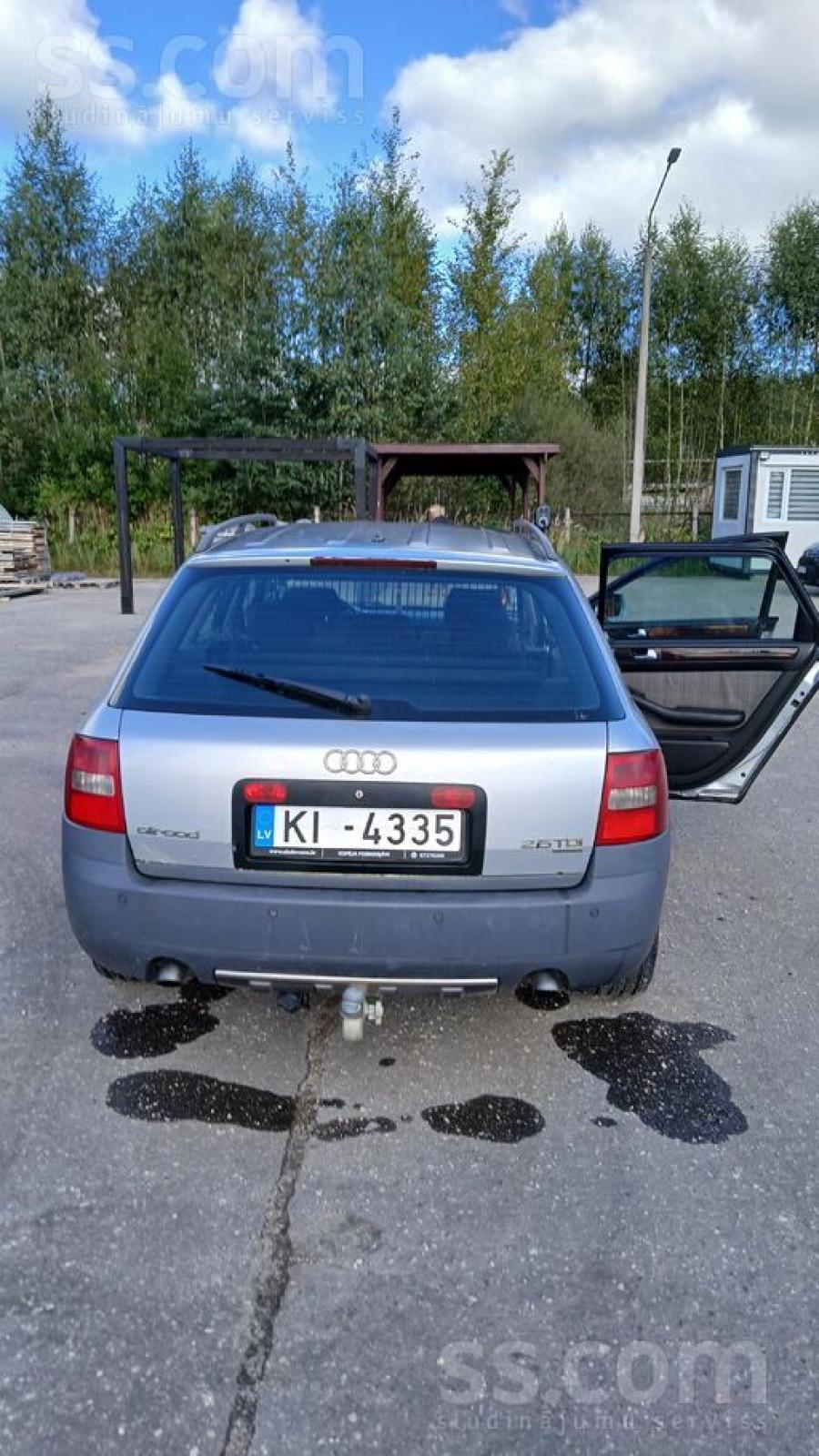 Pelēks Audi Allroad 2001 Jelgava, ar dzinēja tilpumu 2.50 L un nobraukumu 300 tūkst. km par 1600 €, foto 8 vietnē AUTOMOTO.COM.LV