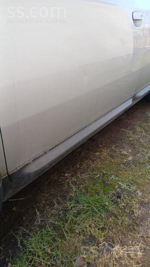 Pelēks Audi Allroad 2001 Jelgava, ar dzinēja tilpumu 2.50 L un nobraukumu 300 tūkst. km par 1300 €, foto 12 vietnē AUTOMOTO.COM.LV
