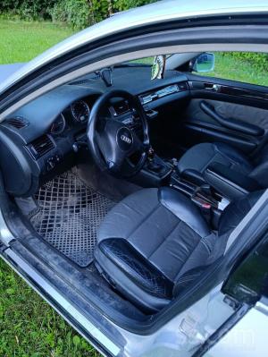Pelēks Audi Allroad 2001 Madona, ar dzinēja tilpumu 2.50 L un nobraukumu 327 tūkst. km par 1700 €, foto 4 vietnē AUTOMOTO.COM.LV