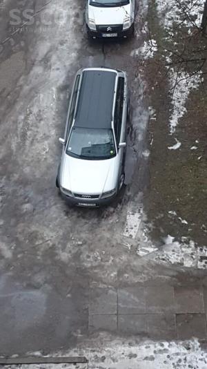 Pelēks Audi Allroad 2001 Jelgava, ar dzinēja tilpumu 2.50 L un nobraukumu 300 tūkst. km par 1550 €, foto  vietnē AUTOMOTO.COM.LV