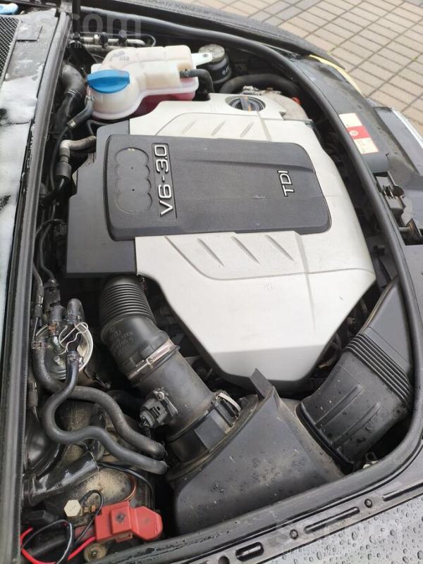 Grey Audi Allroad 2006 in Riga, with an engine capacity of 3.00 L and mileage of 0 thousand km for 4000 €, photo 8 on AUTOMOTO.COM.LV