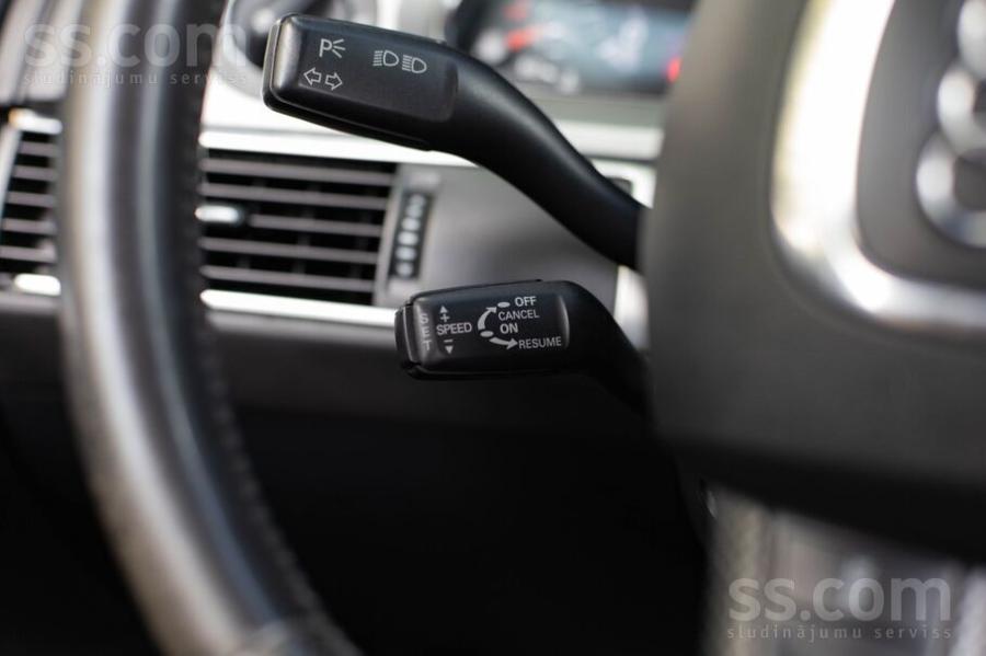 Grey Audi Allroad 2006 in Riga, with an engine capacity of 3.00 L and mileage of 306 thousand km for 4990 €, photo 17 on AUTOMOTO.COM.LV
