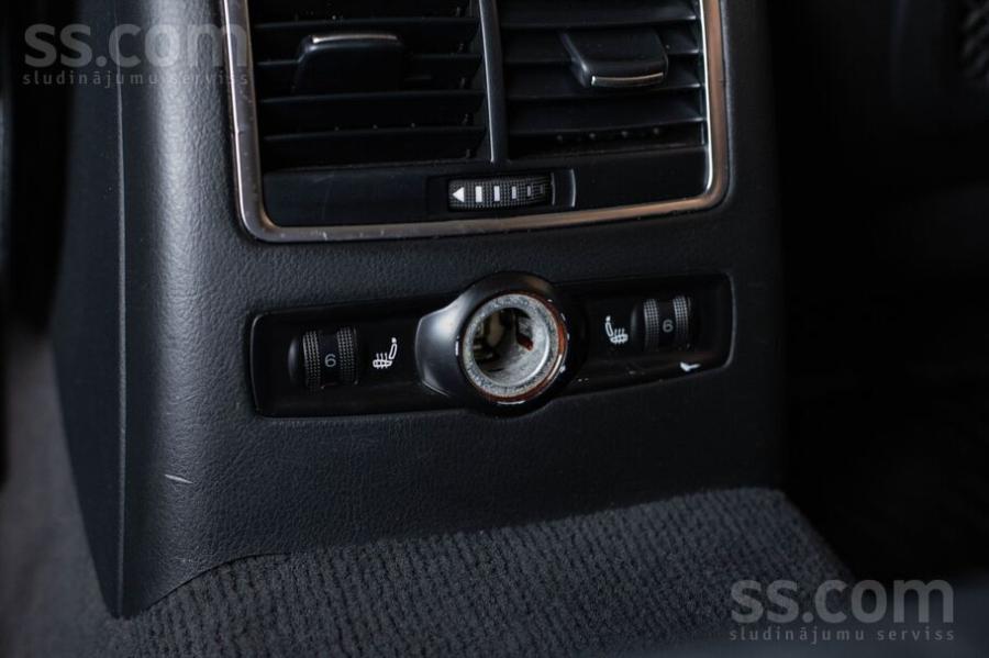 Pelēks Audi Allroad 2007 Rīga, ar dzinēja tilpumu 3.00 L un nobraukumu 343 tūkst. km par 5290 €, foto 12 vietnē AUTOMOTO.COM.LV