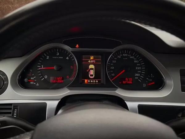 Grey Audi Allroad 2007 in Jelgava, with an engine capacity of 3.00 L and mileage of 327 thousand km for 6900 €, photo 9 on AUTOMOTO.COM.LV