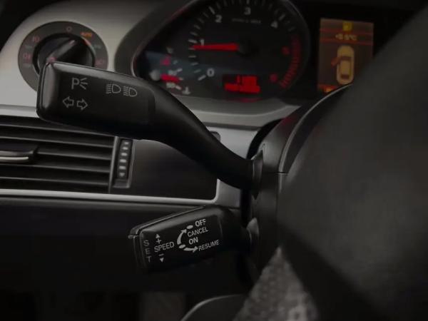 Grey Audi Allroad 2007 in Jelgava, with an engine capacity of 3.00 L and mileage of 327 thousand km for 6900 €, photo 10 on AUTOMOTO.COM.LV