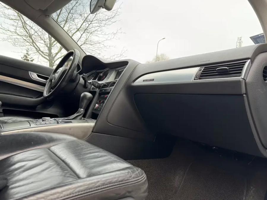 Pelēks Audi Allroad 2008 Rīga, ar dzinēja tilpumu 3.00 L un nobraukumu 392 tūkst. km par 4290 €, foto 13 vietnē AUTOMOTO.COM.LV