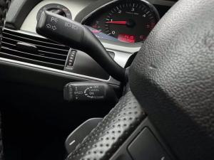 Pelēks Audi Allroad 2008 Rīga, ar dzinēja tilpumu 3.00 L un nobraukumu 392 tūkst. km par 4290 €, foto 20 vietnē AUTOMOTO.COM.LV