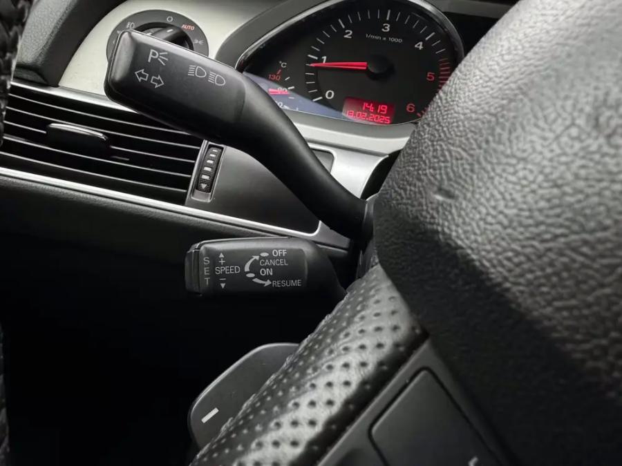 Pelēks Audi Allroad 2008 Rīga, ar dzinēja tilpumu 3.00 L un nobraukumu 392 tūkst. km par 4290 €, foto 20 vietnē AUTOMOTO.COM.LV
