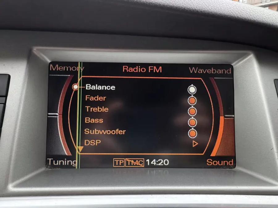 Pelēks Audi Allroad 2008 Rīga, ar dzinēja tilpumu 3.00 L un nobraukumu 392 tūkst. km par 4290 €, foto 25 vietnē AUTOMOTO.COM.LV