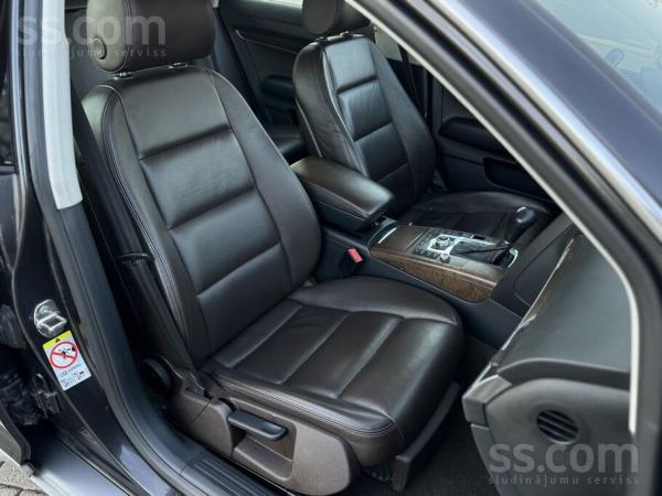 Grey Audi Allroad 2009 in Jurmala, with an engine capacity of 2.70 L and mileage of 0 thousand km for 5500 €, photo 9 on AUTOMOTO.COM.LV