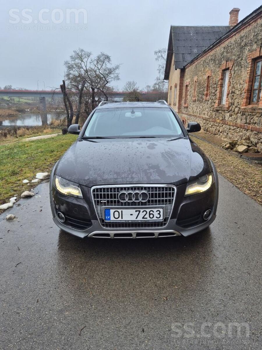 Grey Audi Allroad 2009 in Bauska, with an engine capacity of 3.00 L and mileage of 357 thousand km for 7700 €, photo 4 on AUTOMOTO.COM.LV