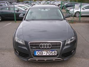 Pelēks Audi Allroad 2010 Rīga, ar dzinēja tilpumu 3.00 L un nobraukumu 289 tūkst. km par 8850 €, foto 6 vietnē AUTOMOTO.COM.LV