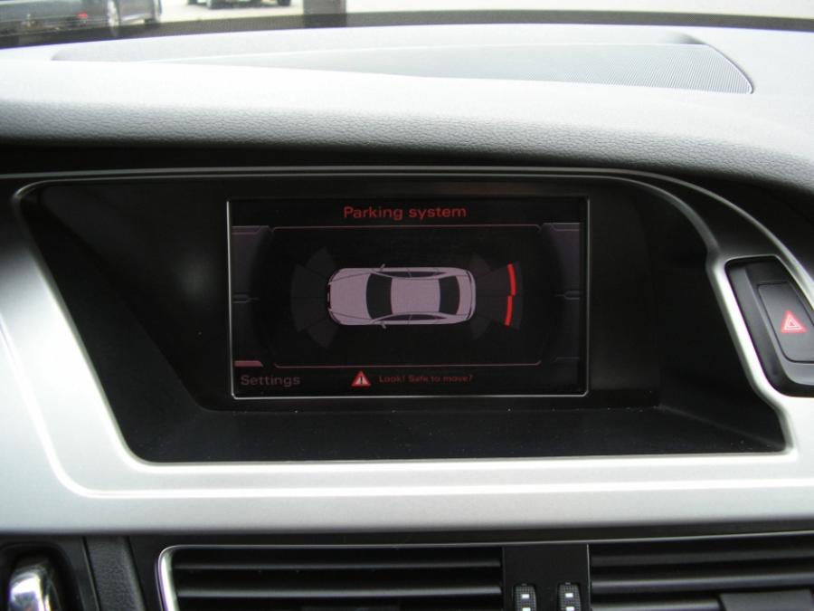 Pelēks Audi Allroad 2010 Rīga, ar dzinēja tilpumu 3.00 L un nobraukumu 289 tūkst. km par 8850 €, foto 17 vietnē AUTOMOTO.COM.LV