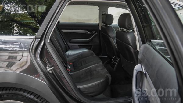 Grey Audi Allroad 2011 in Riga, with an engine capacity of 3.00 L and mileage of 337 thousand km for 6950 €, photo 10 on AUTOMOTO.COM.LV