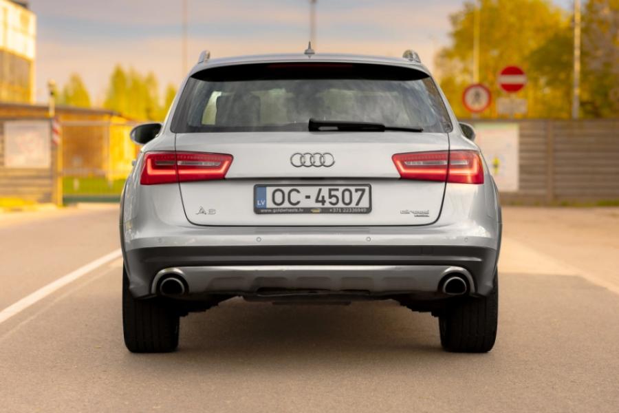 Pelēks Audi Allroad 2012 Rīga, ar dzinēja tilpumu 3.00 L un nobraukumu 245 tūkst. km par 13500 €, foto 7 vietnē AUTOMOTO.COM.LV