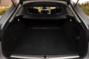 Pelēks Audi Allroad 2012 Rīga, ar dzinēja tilpumu 3.00 L un nobraukumu 245 tūkst. km par 13500 €, foto 22 vietnē AUTOMOTO.COM.LV
