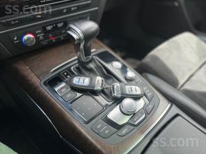 Grey Audi Allroad 2012 in Kuldiga, with an engine capacity of 3.00 L and mileage of 341 thousand km for 10590 €, photo 22 on AUTOMOTO.COM.LV