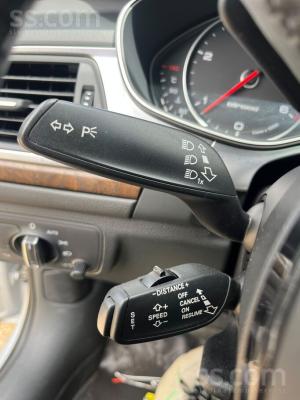 Grey Audi Allroad 2012 in Kuldiga, with an engine capacity of 3.00 L and mileage of 341 thousand km for 10590 €, photo 27 on AUTOMOTO.COM.LV